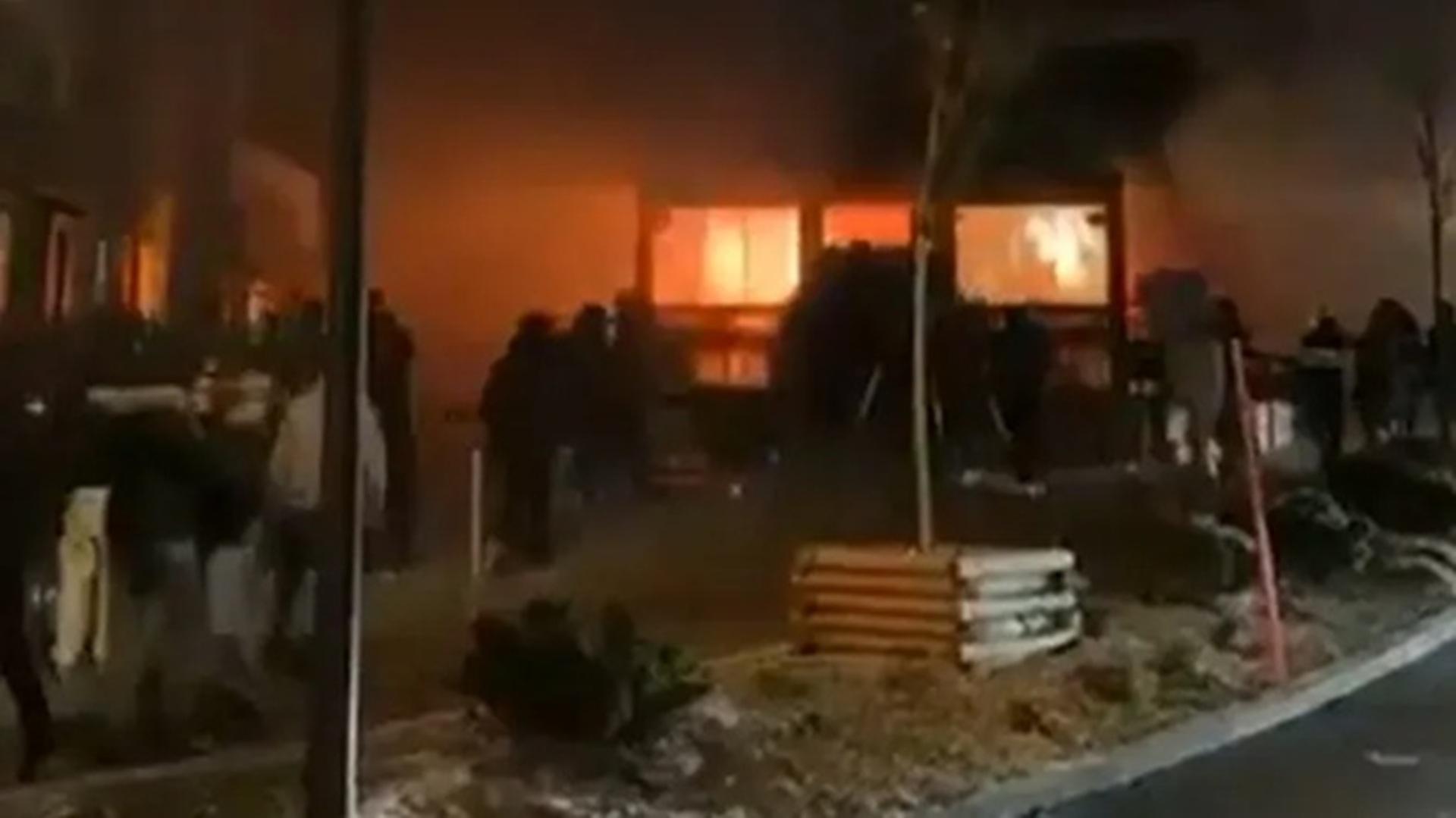 New Year's Eve bloodbath in Switzerland: 40 dead, 100 injured in Crans ...